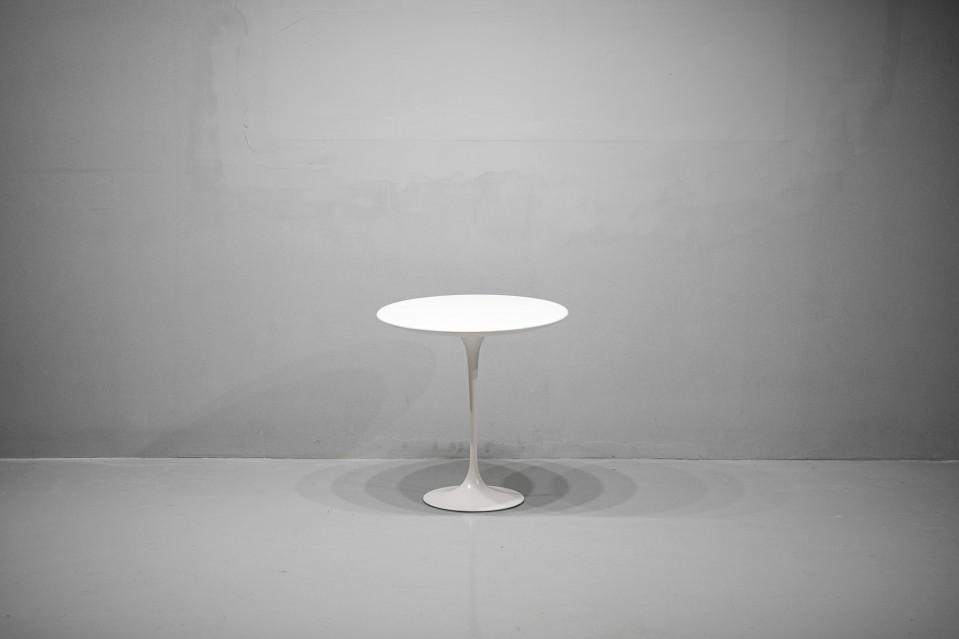 Tulip Side Table > TABLES | aim_villa